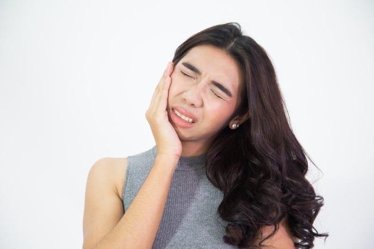 Kista Mulut (Mukokel) - Gejala, Penyebab, dan Pengobatan