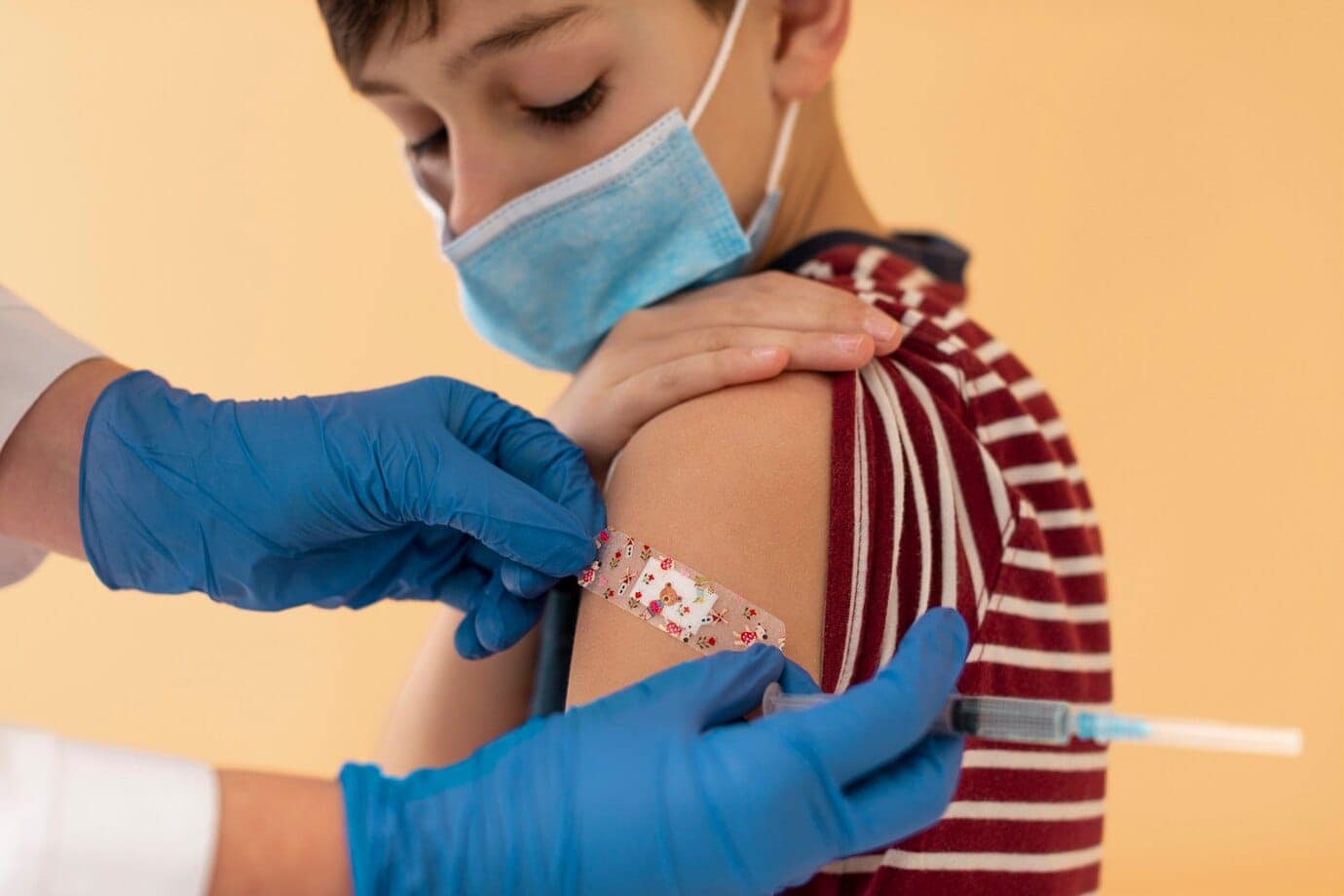 Vaksin Polio: Fungsi, Dosis, Jenis, dan Efek Samping