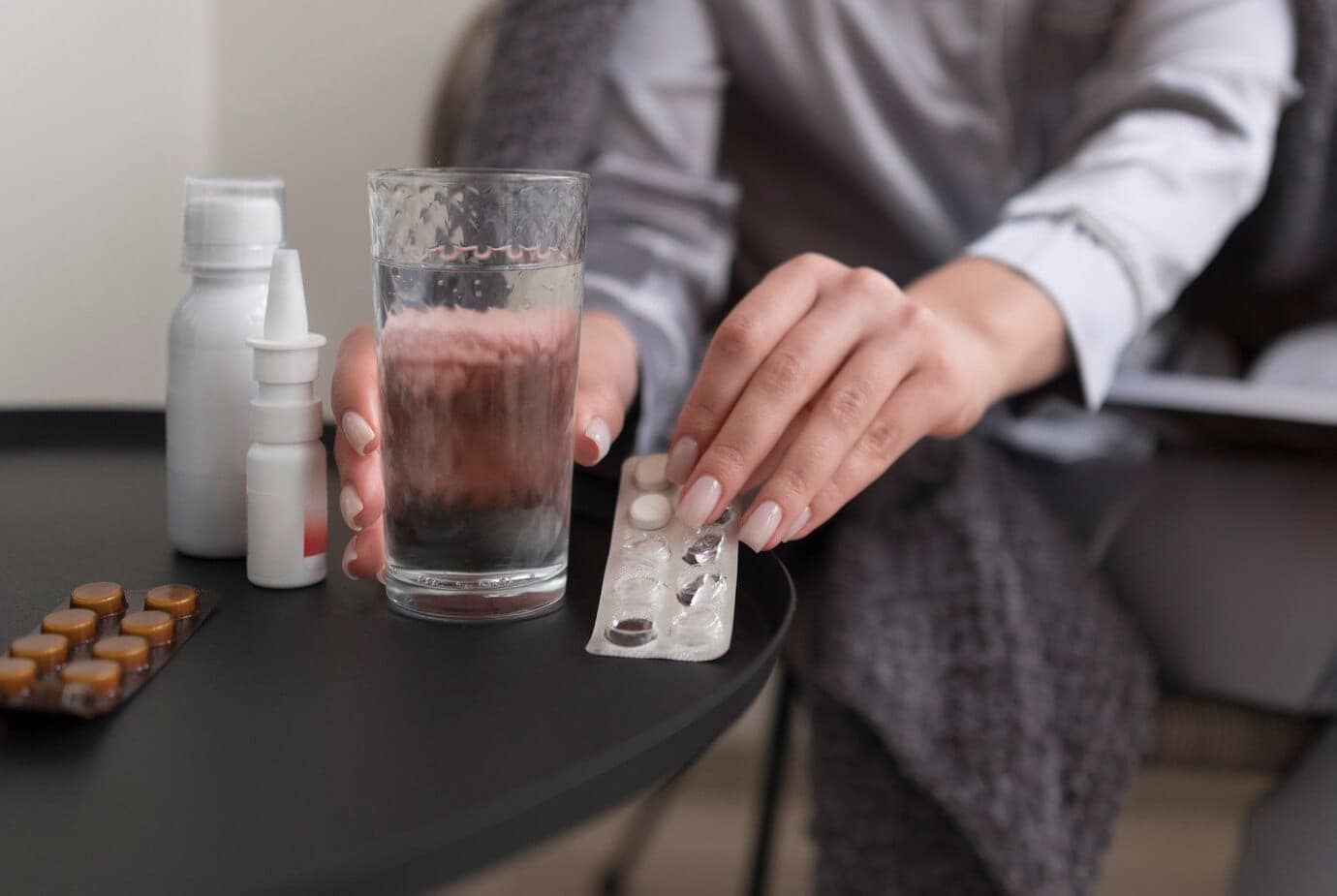 8 Jenis Obat Radang Tenggorokan Dewasa di Apotek