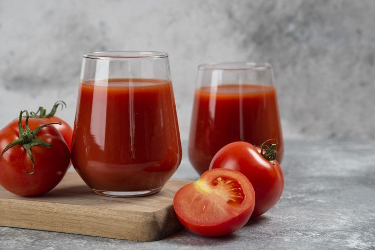 5 Manfaat Jus Tomat untuk Kesuburan Pria dan Wanita