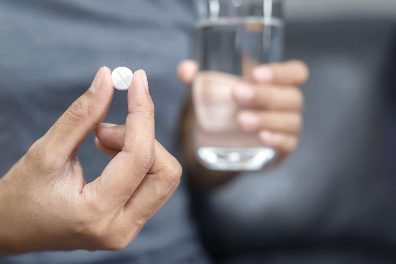 12 Obat Sakit Kepala di Apotek yang Ampuh dan Aman