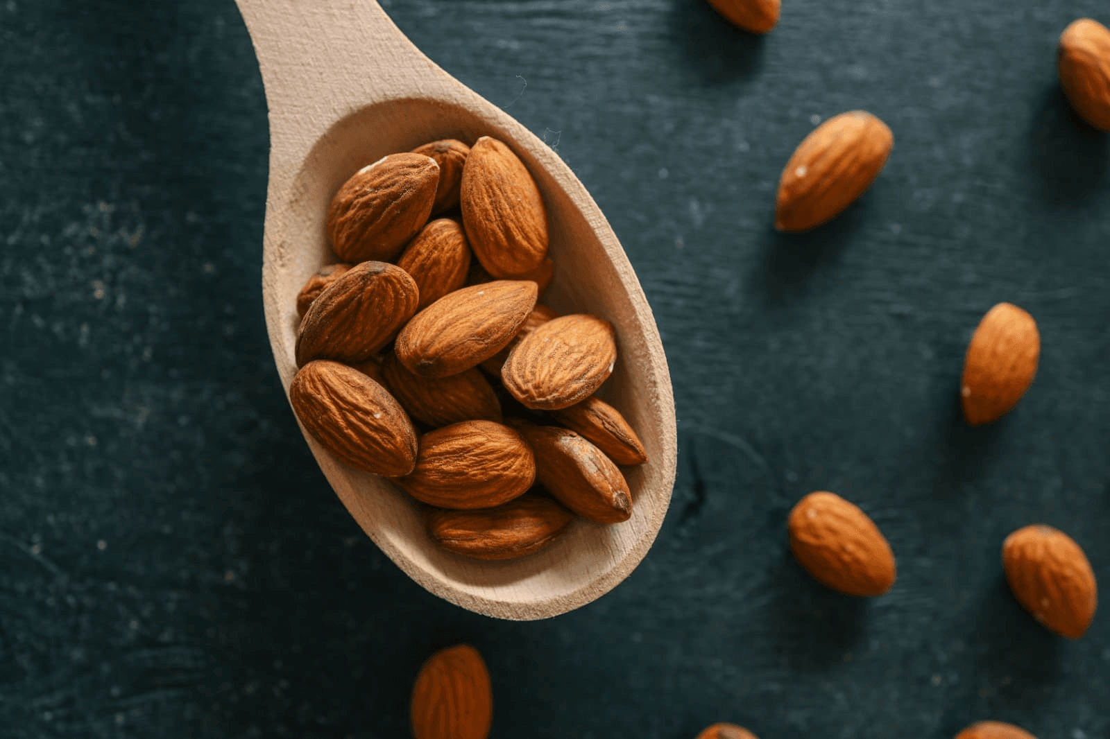 10 Manfaat Kacang Almond untuk Ibu Menyusui