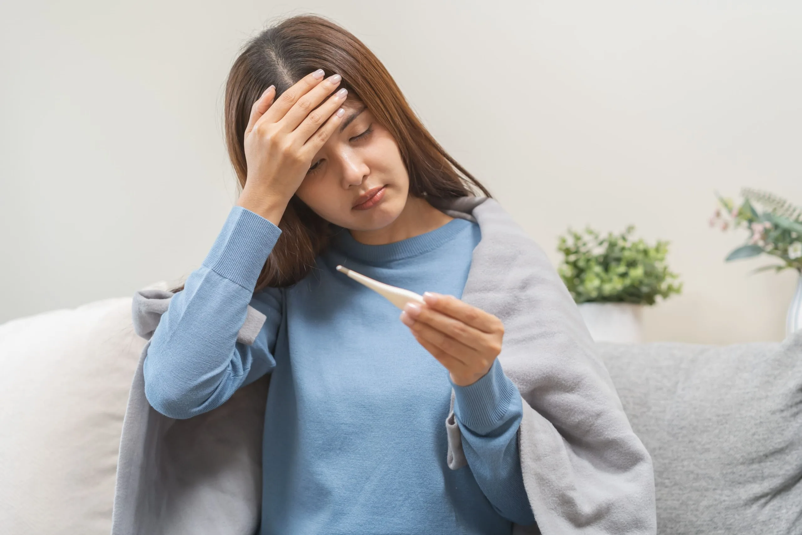 7 Cara Cepat Menurunkan Demam pada Orang Dewasa