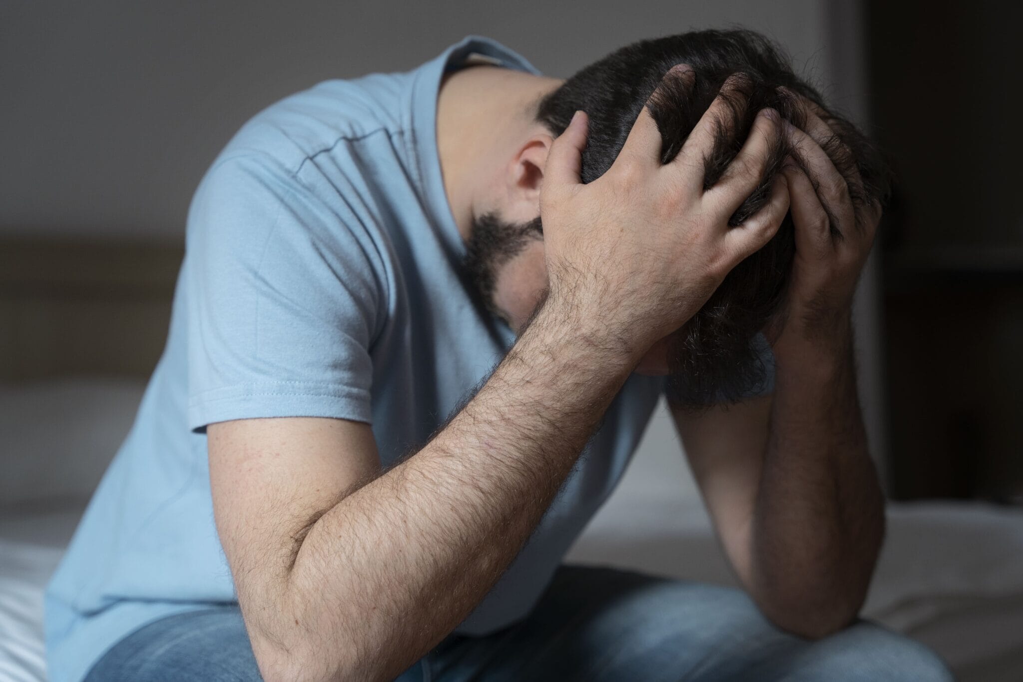 8 Gejala Positif dan Negatif Skizofrenia